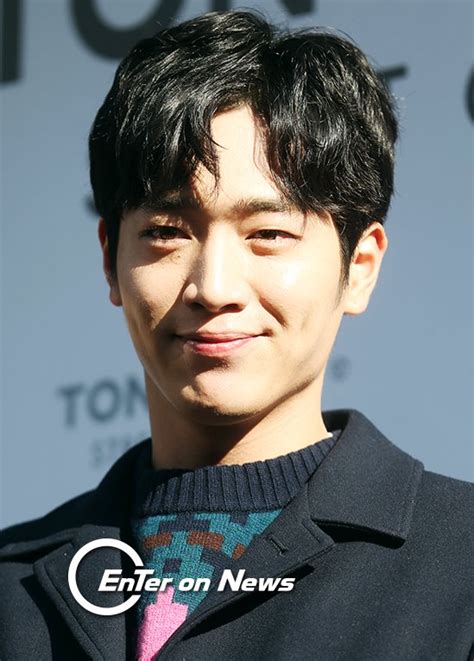 [on포토] 서강준 ‘당겨도 완벽해 전자신문
