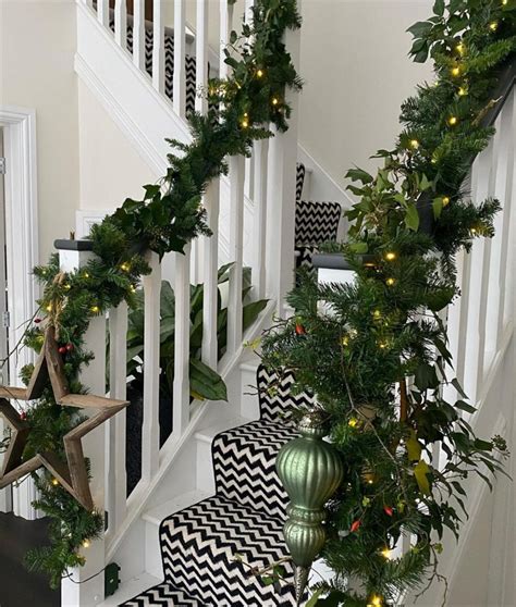 47 Spectacular Christmas Garlands Decor Ideas For Better Home