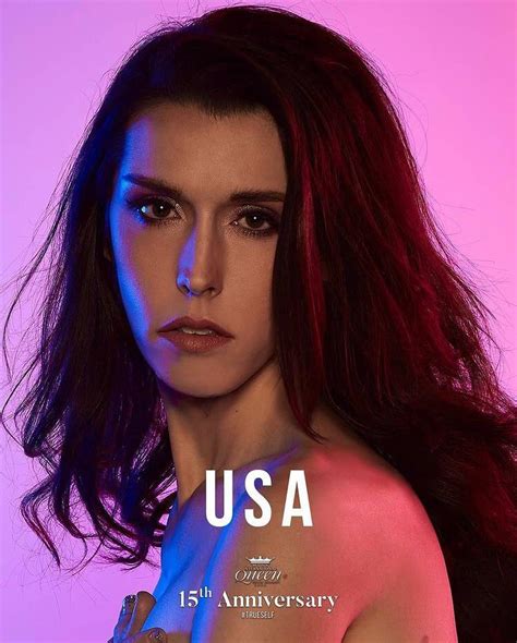 Kayley Whalen Scrolller