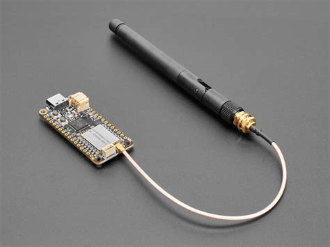 Adafruit Feather Rp2040 With Rfm95 Lora Radio 915mhz [radiofruit And Stemma Qt] Id 5714