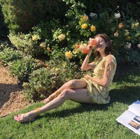 Nora Zehetners Feet