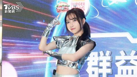 一粒遭嫌膚質、舞技躲廁所偷哭！ 「韓籍啦啦隊搶位」真實心聲曝