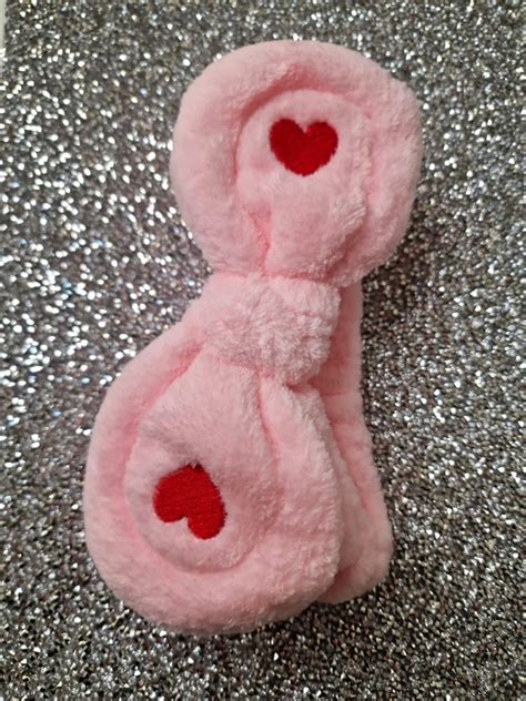 Красива Козметична Плюшена Мека Лента за Глава при Гримиране Маска Грижа за Лицето и Косата