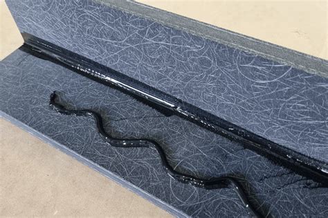 Techniglue R28 Power Boat Magazine