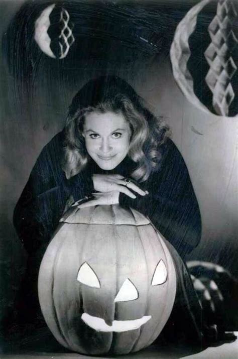 Bewitched Elizabeth Montgomery Vintage Halloween Bewitching