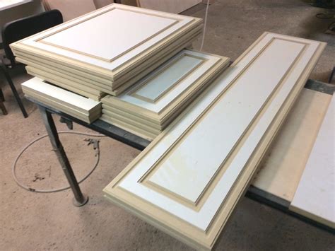 Фасады для мебели из МДФ дерева ДСП