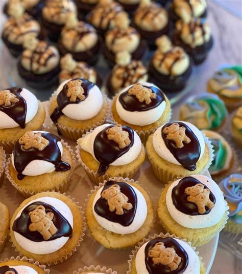 美 빵집 찾은 ‘특별한 손님컵케이크 60개 ‘싹쓸이 해갔다 파이낸셜뉴스