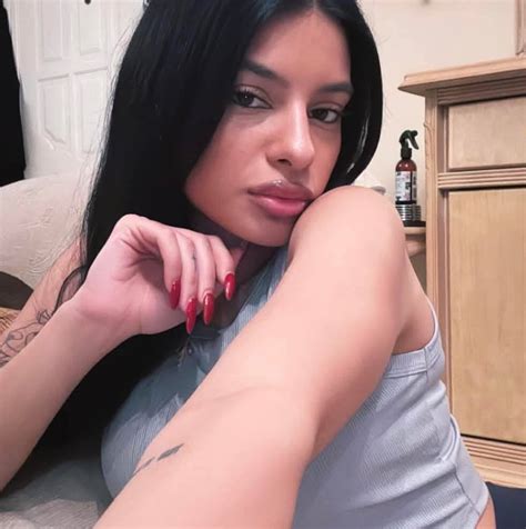 Sneakers With Whole Nuts