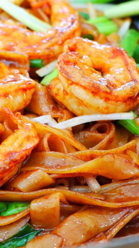 15 Min Shrimp Chow Fun For Chinese New Year 🧧🥡 Juicy Shrimp And Thick