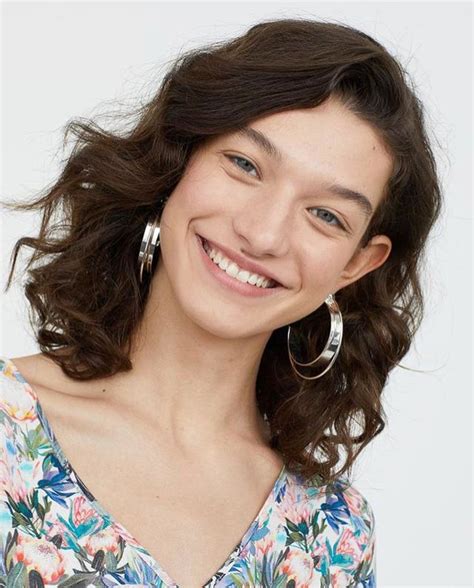 Pin By Charani Kayina On Model Mckenna Hellam Mckenna Hellam