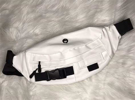 Бананка поясна сумка — ціна 150 грн у каталозі Бананки Купити аксесуари за доступною ціною на