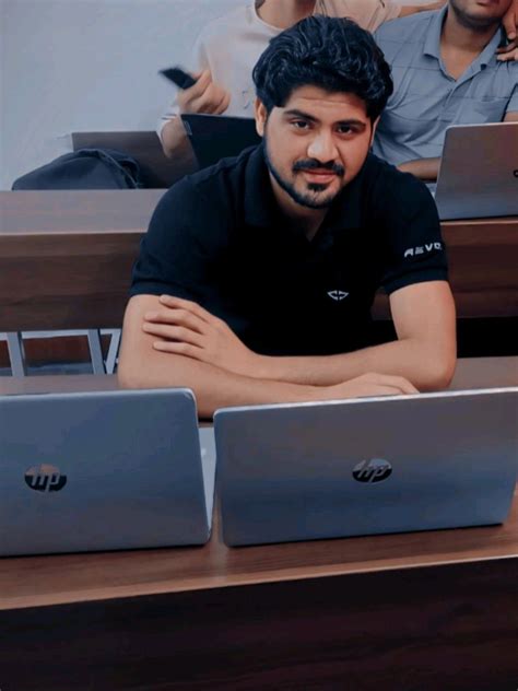 shahrukh khan on linkedin opentowork