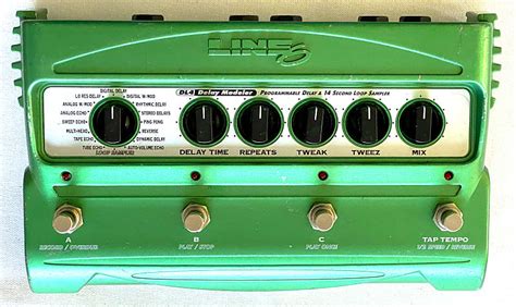 Legendary Delay Stompbox And Delay Modeling Pedal Line 6 Dl4 Reverb