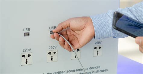 La Razón Por La Que El Fbi Recomienda No Cargar El Celular En