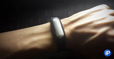Обзор Xiaomi Mi Band. Доступный спортивный браслет