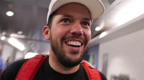 ЕГО ДЕВУШКА УЗНАЛА ПРАВДУ Дэвид Добрик Перевод РокЫча Youtube