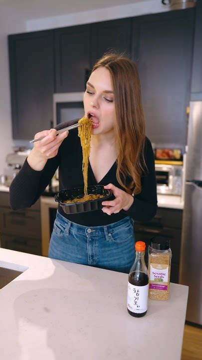 미국 코스트코에서 잡채 발견하고 텐션 올라간 미국 아내 ㅋㅋㅋ Youtube