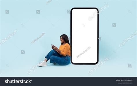 56 Giant Floor Screen 图片、库存照片和矢量图 Shutterstock