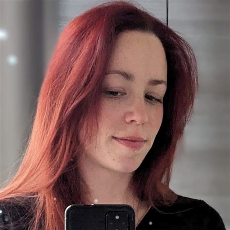 Alexandra Benoit Youtube