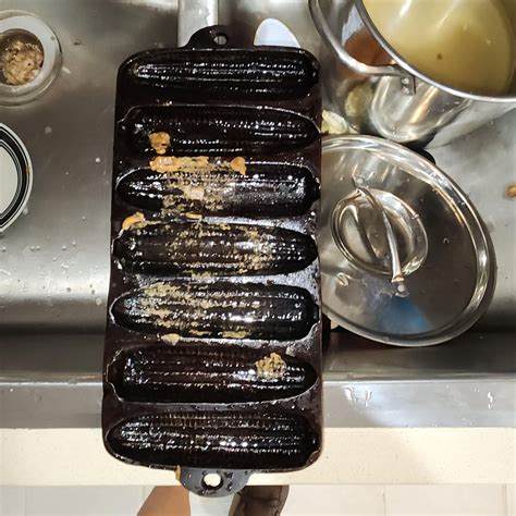 Cornbread Pan Rcastiron