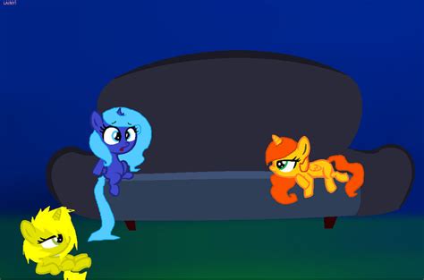 Mlp On A Couch By Lainybabby On Deviantart