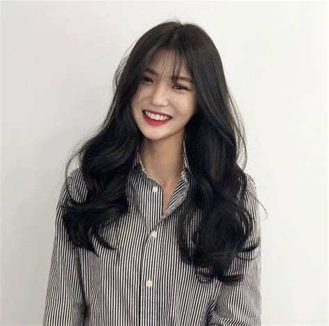 Pin By 하움 On Long Long Hair Styles Hair Styles Haircuts For Medium Hair