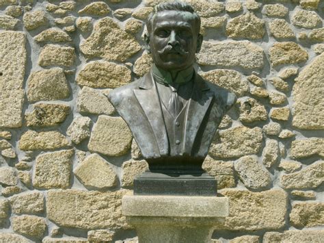 무료 이미지 록 벽 기념물 동상 돌담 미술 신전 청동 구조 기념 돌기둥 고고학 유적지 돌 조각 고대 역사 마야 문명 산 Ciprian Lugo