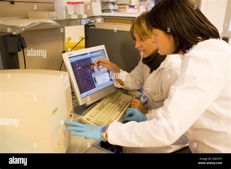 proteomics differential gene expression microarray reader