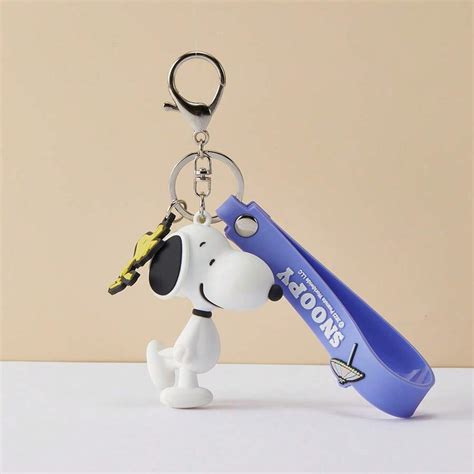 Miniso Snoopy Doll Keychain Decorative Key Chain Cute Doll Pendant