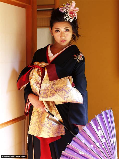 Asian Babes Yuna Shiratori Hot Naked Pics In Japanese Dress