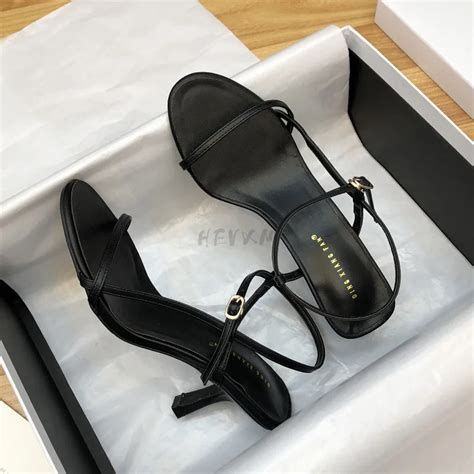 여성용 로우 샌들 여성용 가죽 수트 베이지 하이힐 로우 힐 블랙 컴포트 뉴 스틸레토 걸스 패션 2022 여름