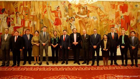 Г Занданшатар Монгол Улс болон Европын Холбоо нь хүний эрх эрх чөлөө ардчиллын нийтлэг үнэт