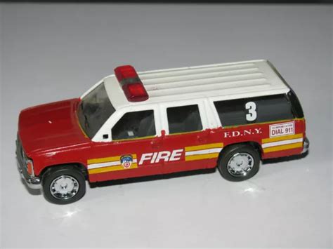 Code 3 Fdny Battalion 3 Feuerwehr New York F D N Y Schönes Modell Eur