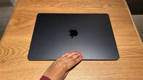 Inch M Macbook Air Review How Does It Compare To The M Macbook Air Mashable