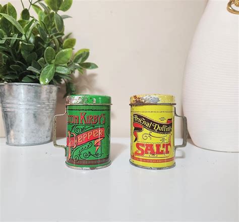 Vintage Tin Salt And Pepper Shakers Vintage Kitchen Seasoning Shaker Etsy
