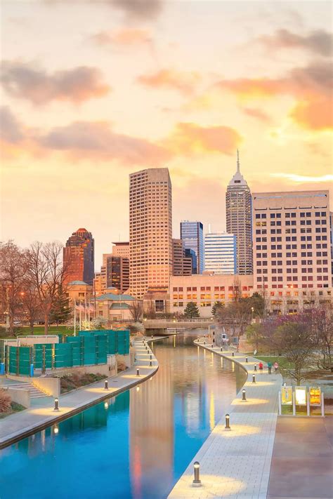 15 Honest Pros And Cons Of Living In Indianapolis