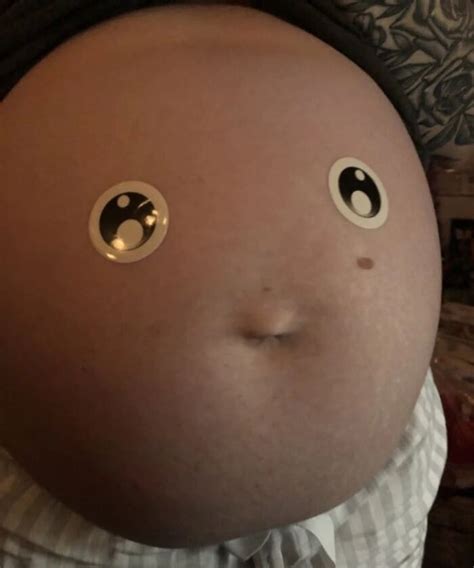 35 Relatable Pregnancy Photos Thatll Have You Laughing And Nodding