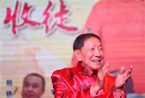 相声艺术家杨振华收徒 东北冯家门喜添新丁