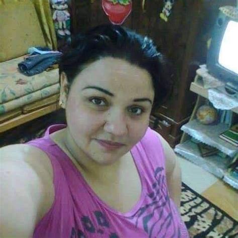 قصص سكس مصري عبير بتتناك من السباك اثناء غياب فحلها