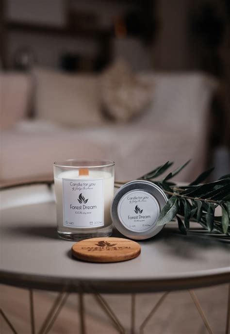 Соевая свеча 200 мл с дубовой крышкой Forest Dream Шипрово цветочный аромат с нотами иланг