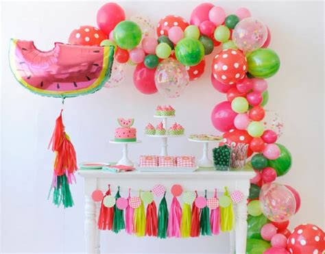 42 دکور و تم شب یلدا برای ایده عکاسی آتلیه ای تصاویر مجله کوروش