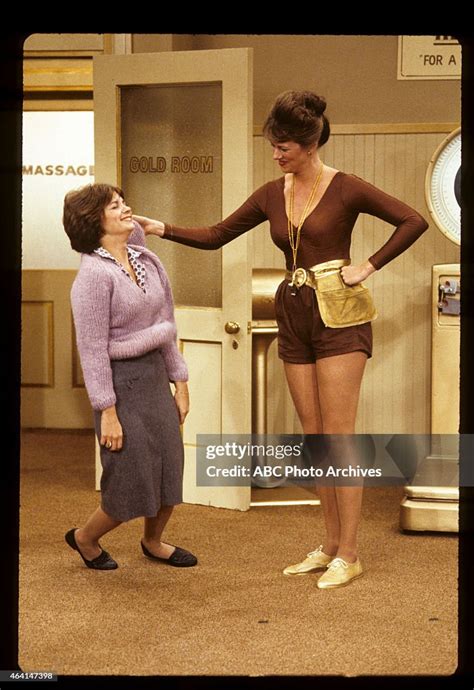 Laverne And Shirley Fat City Holiday Airdate September 27 1979 News Photo Getty Images