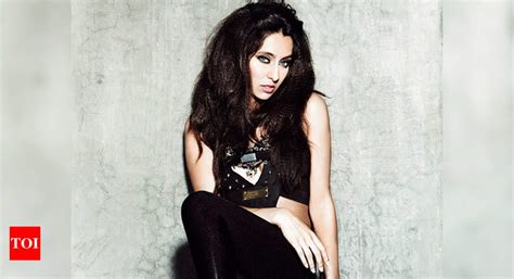 anusha dandekar turns love guru times of india