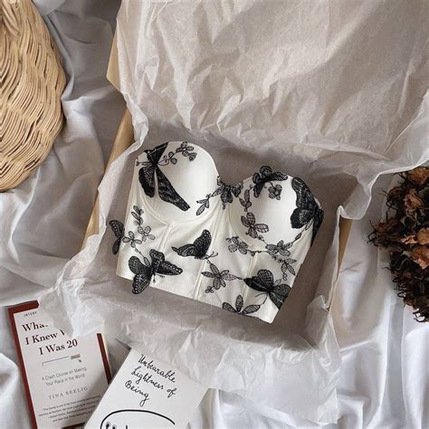 مدل کراپ دخترانه مجلسی؛ مدل هایی خاص برای خانم های اهل مد و با سلیقه