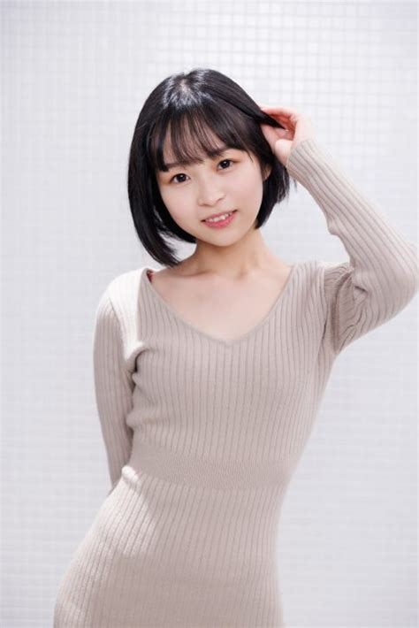 真面目にエッチを追求する、日向なつデビュー1周年インタビュー（前編） Fanzaニュース