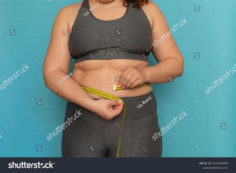 허리둘레 개가 넘는 로열티 프리 라이선스 대상 스톡 사진 Shutterstock
