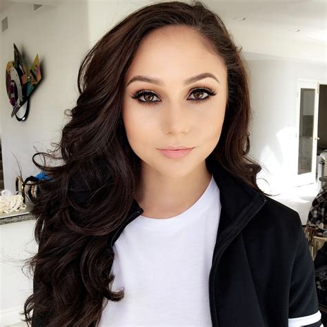 Ariana Maries Instagram Twitter And Facebook On Idcrawl