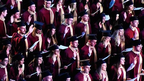 352 ма лекари получиха дипломите си от Медицински университет Варна Новини бг