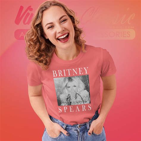Britney Spears Classic Star Frame Shirt Vintagenclassic Tee