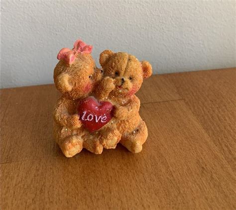 Статуетка — цена 10 грн в каталоге Статуэтки Купить товары для дома и